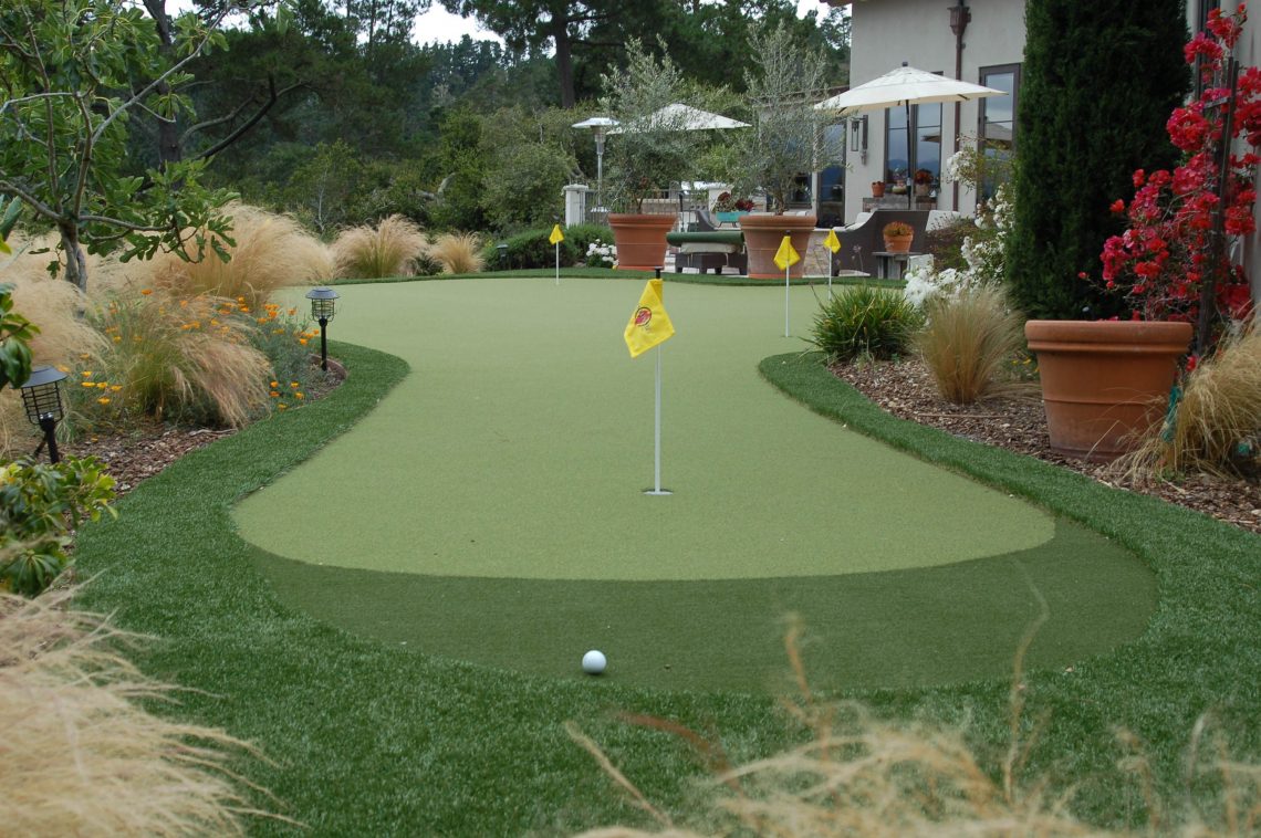 Featured Application: Jim Nantz Putting Green - Synthetic Turf ...
