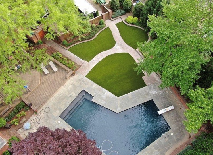 Maintenance-free Poolside Play Area Outside Memphis - Synthetic Turf ...