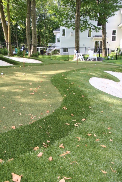 Replica 12th Green at Augusta for Minnesota Homeowner - Synthetic Turf ...